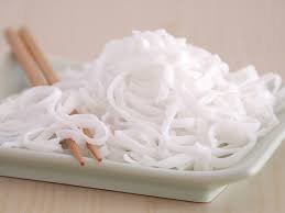 Do you have to soak rice noodles before cooking?