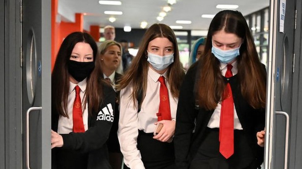 Do you have to wear a face mask in school in Scotland?