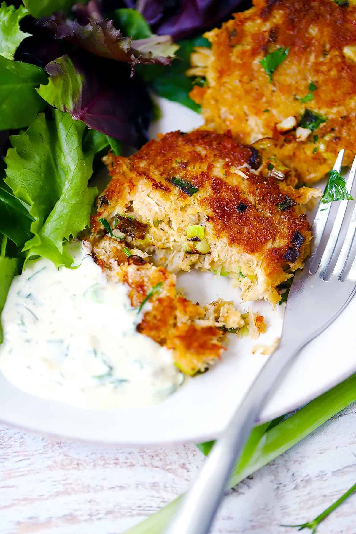 Do you rinse crab meat for crab cakes?