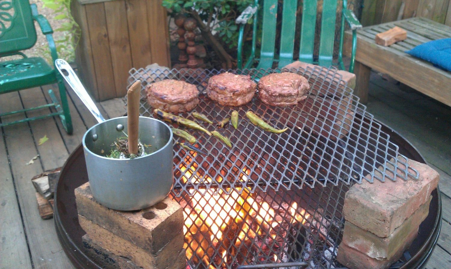 Do you spray the grill before cooking steak?