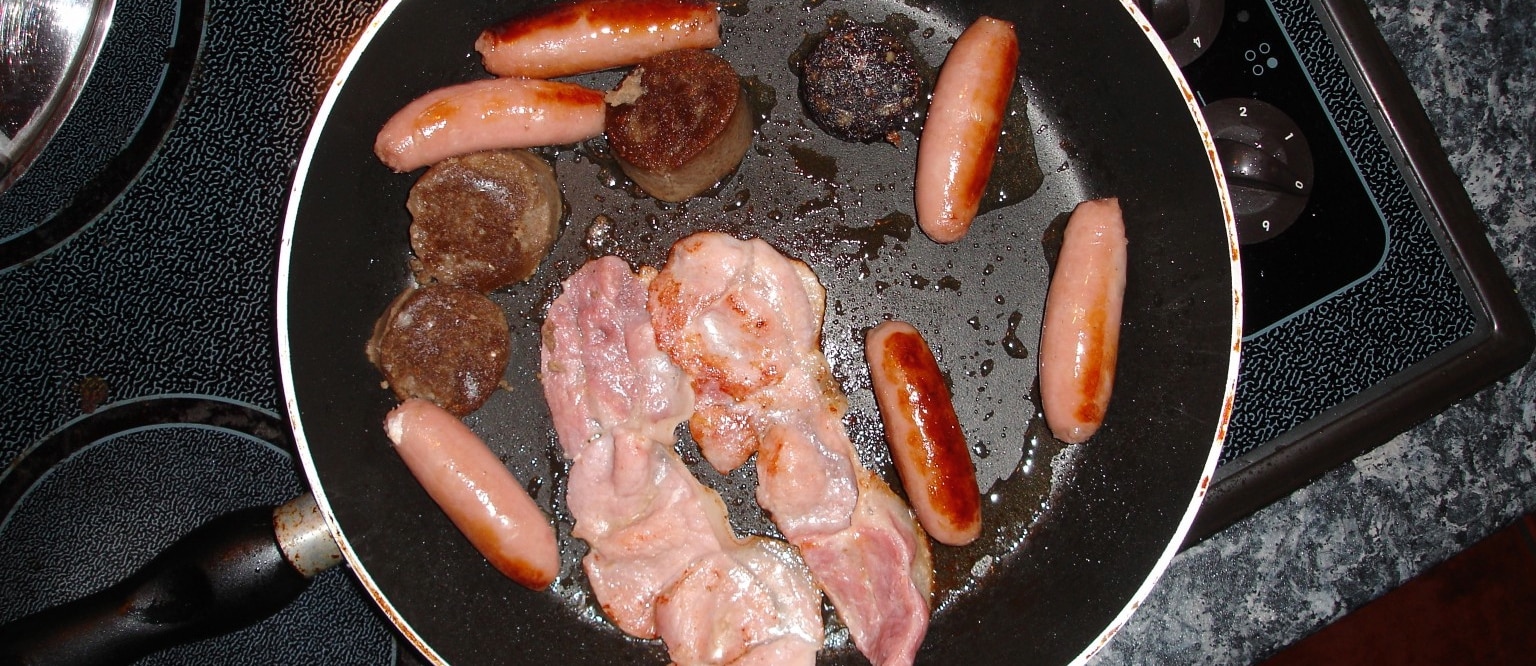 Does boiling meat cause carcinogens?