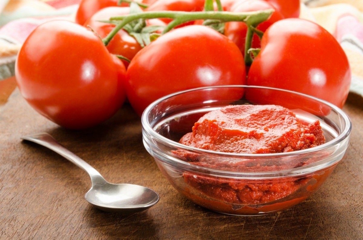 Does canned tomato paste have gluten?