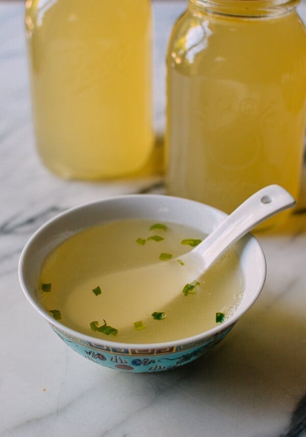 Does chicken broth go with pork?