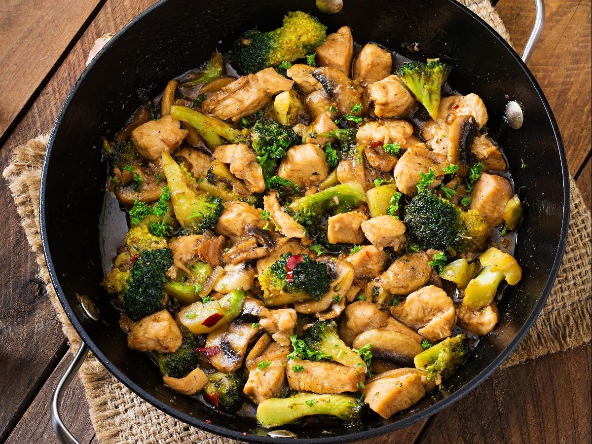 Does chicken stir fry have protein?