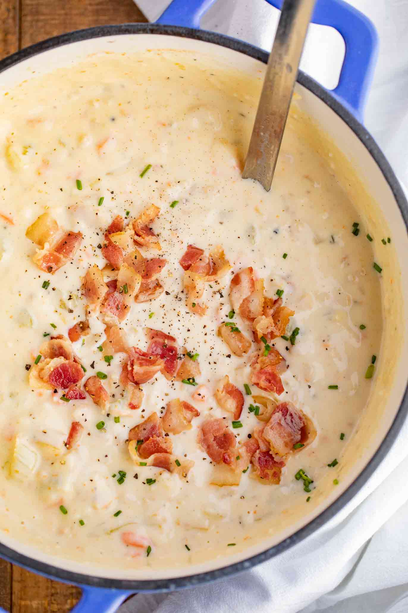 Does clam chowder have Bacon in it?