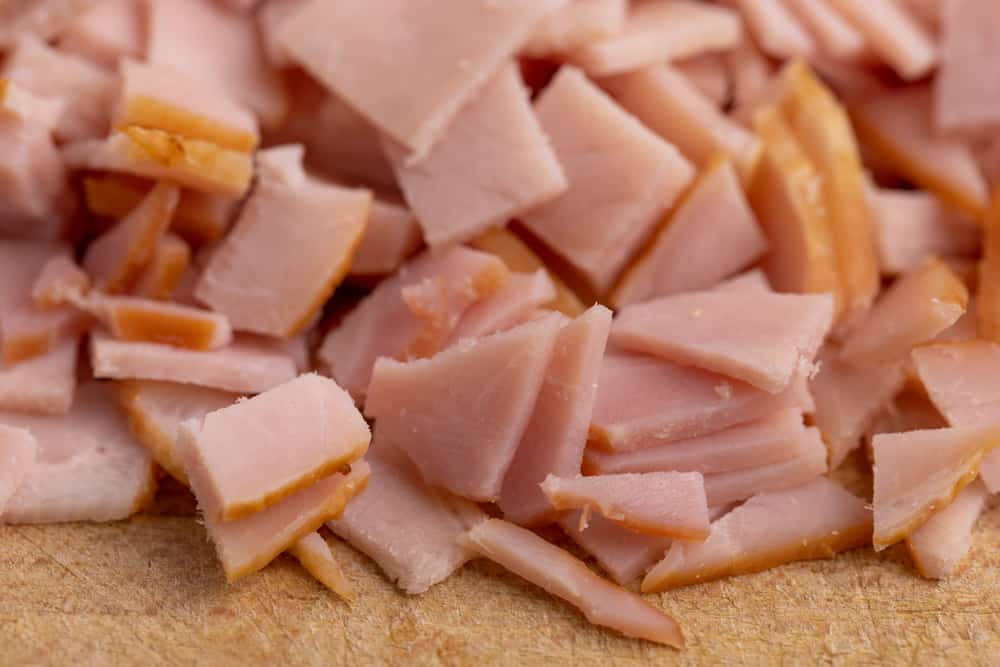 Does deli meat go bad if left unopened?