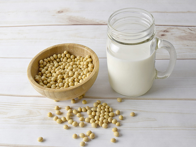 Does eating soy affect fertility?