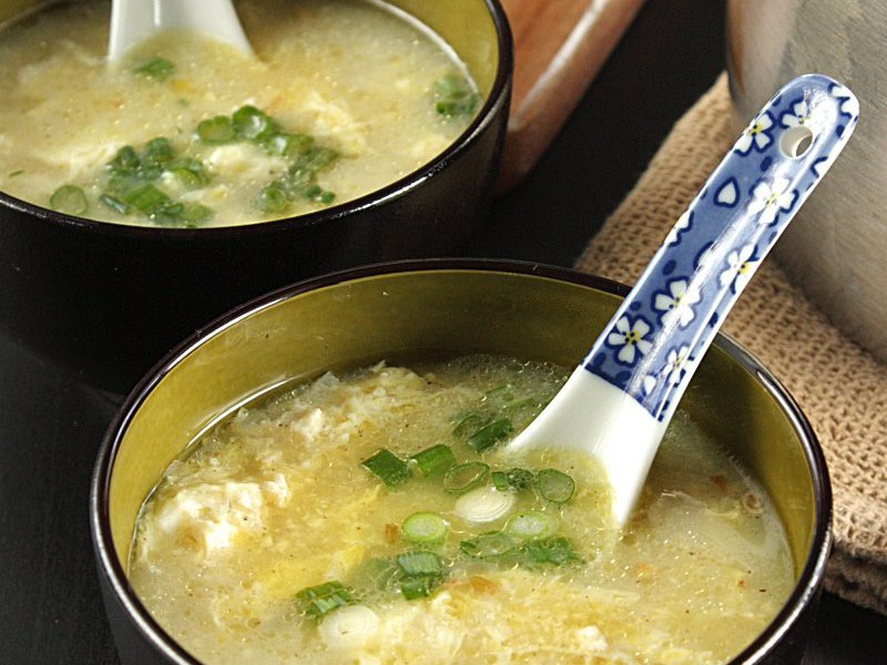 Does egg drop soup contain tofu?