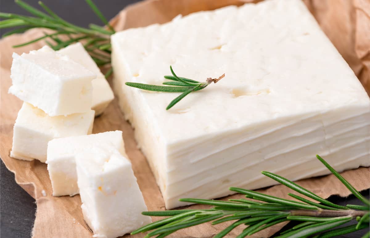 Does feta cheese freeze well?