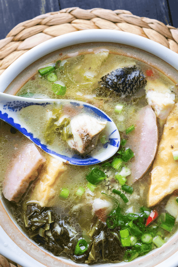 Does fish soup contain pork?