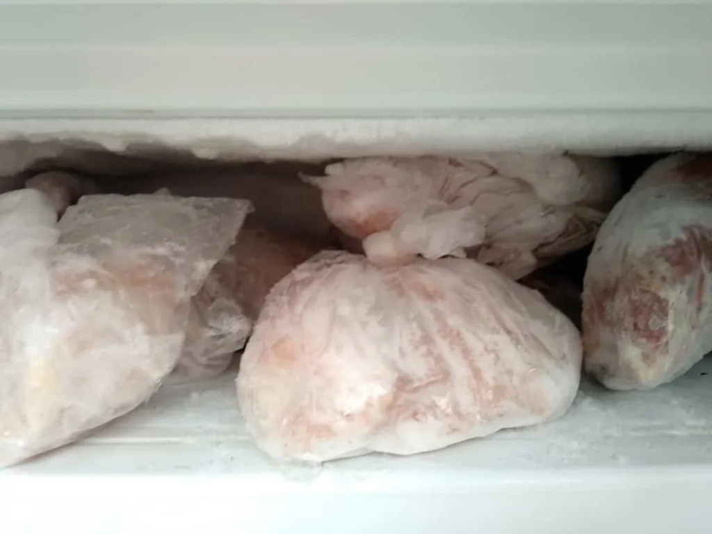 Does freezing chicken change?