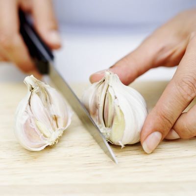 Does garlic boost immune system?