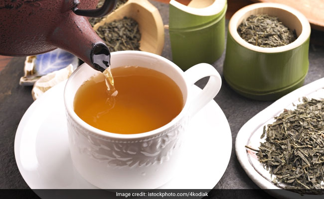 Does green tea affect liver?