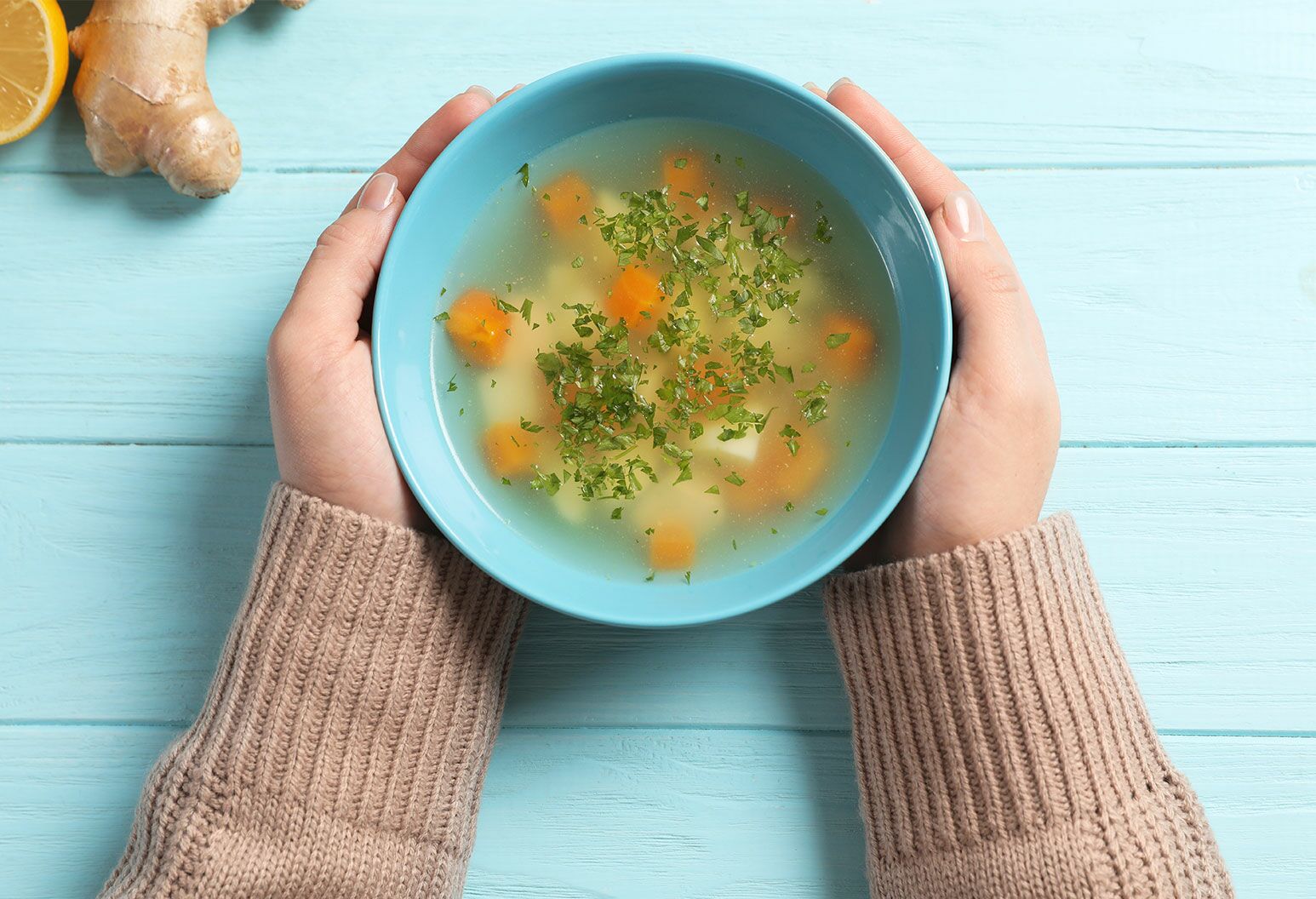 Does hot soup loosen mucus?