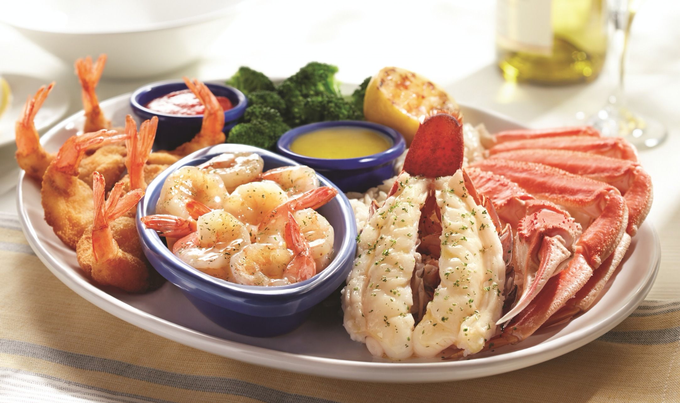 Does Red Lobster serve fresh fish?