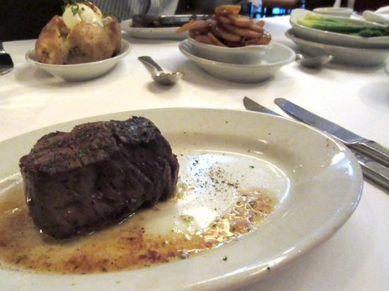 Does Ruth Chris have Wagyu?
