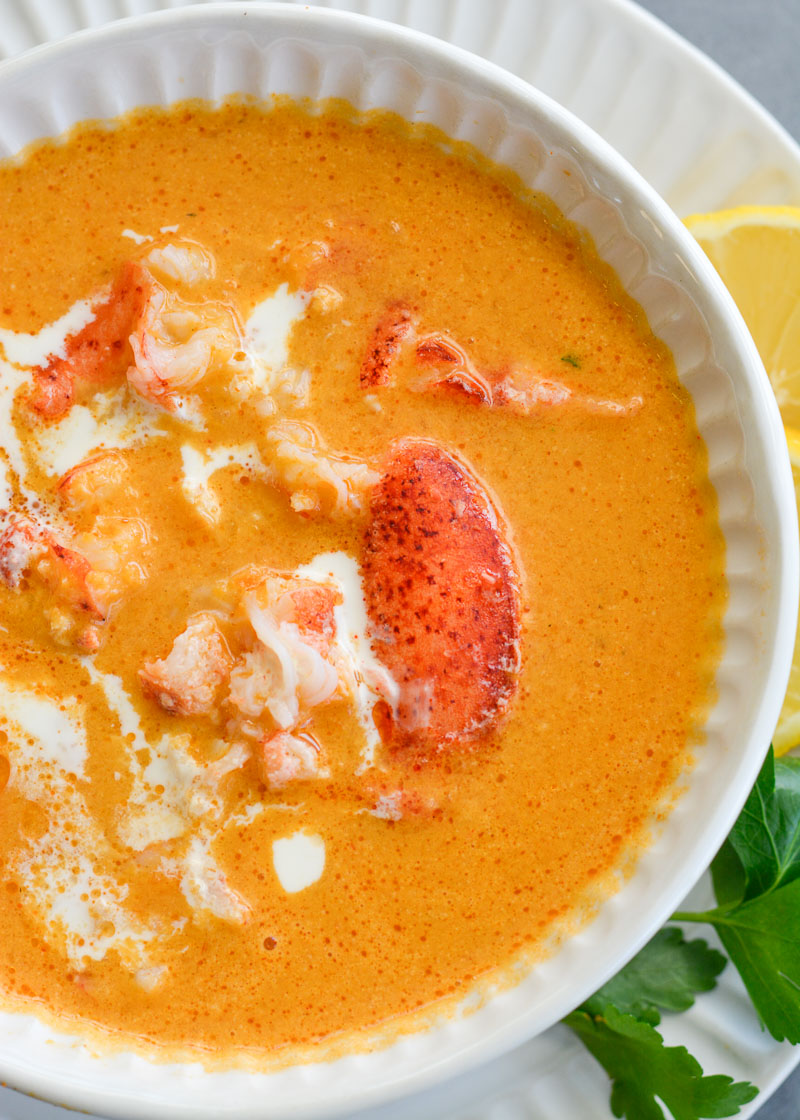 Does seafood bisque have carbs?