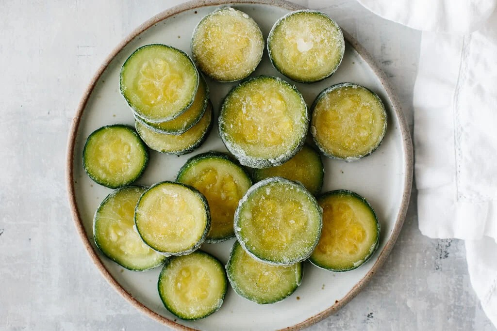 Does sliced zucchini freeze well?