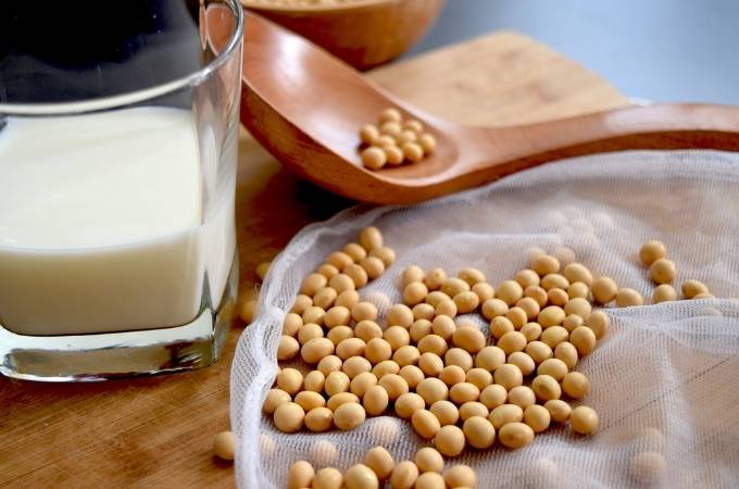 Does soy milk make you bloated?