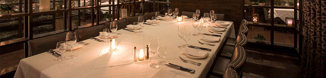 Does steak 44 offer private dining rooms?