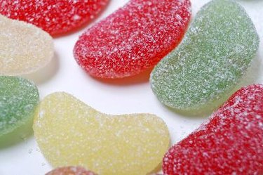 Does sugar-free candy make you poop?