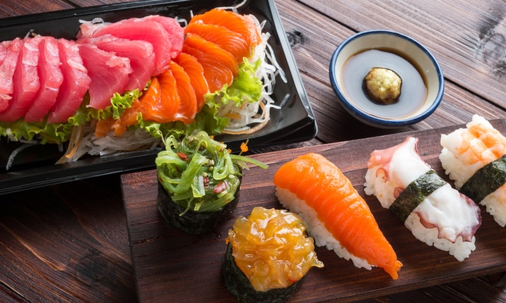 How can I eat raw fish without getting parasites?