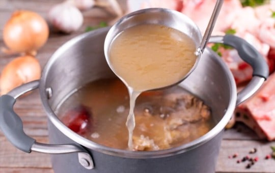 How can I thicken beef broth without cornstarch?