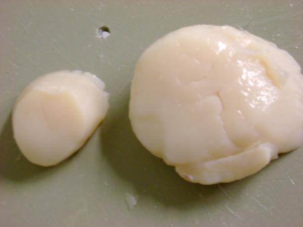 How can you tell if frozen scallops are bad?
