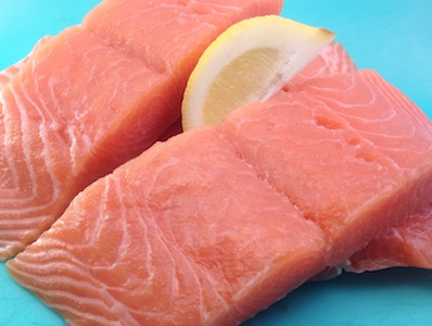 How can you tell if stuffed salmon is bad?