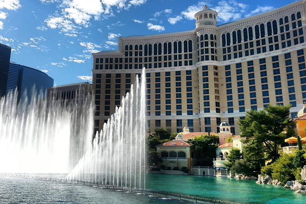 How deep is the fountain at Bellagio?