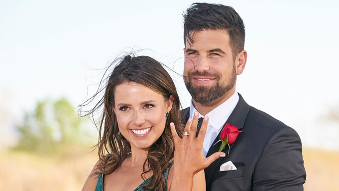 How did season 17 of The Bachelorette end?