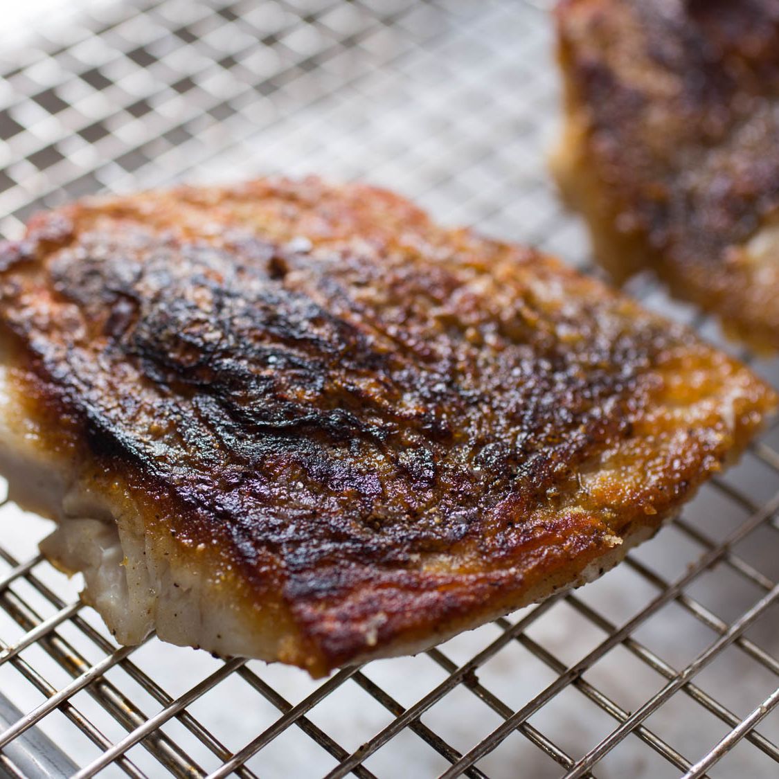 How do I make the skin crisp on a pan fried fish?