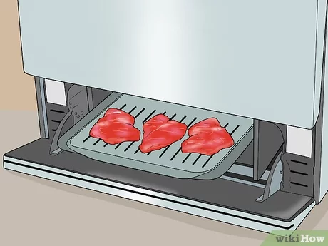 How do I use the broiler on my gas oven?
