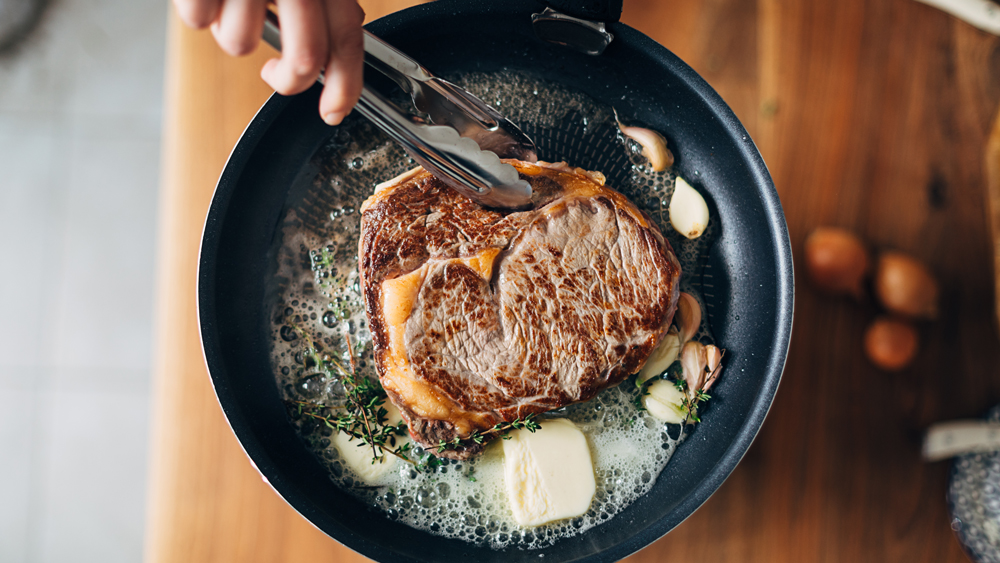 How do Michelin star restaurants cook steak?