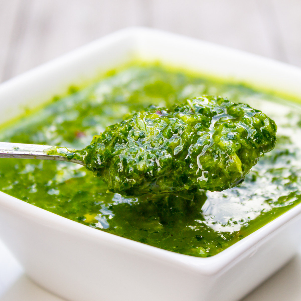 How do you add herbs to sauce?