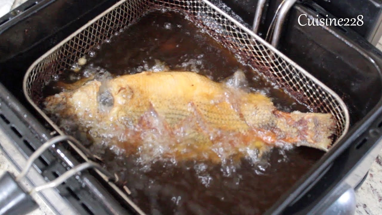 How do you clean fish before frying?