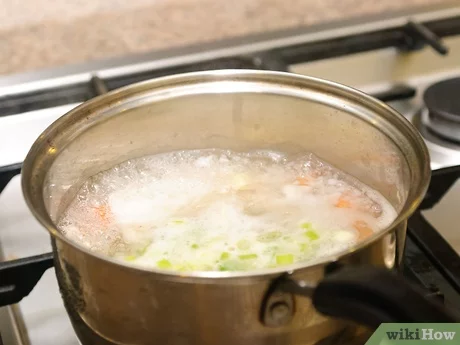 How do you clear stock in cooking?