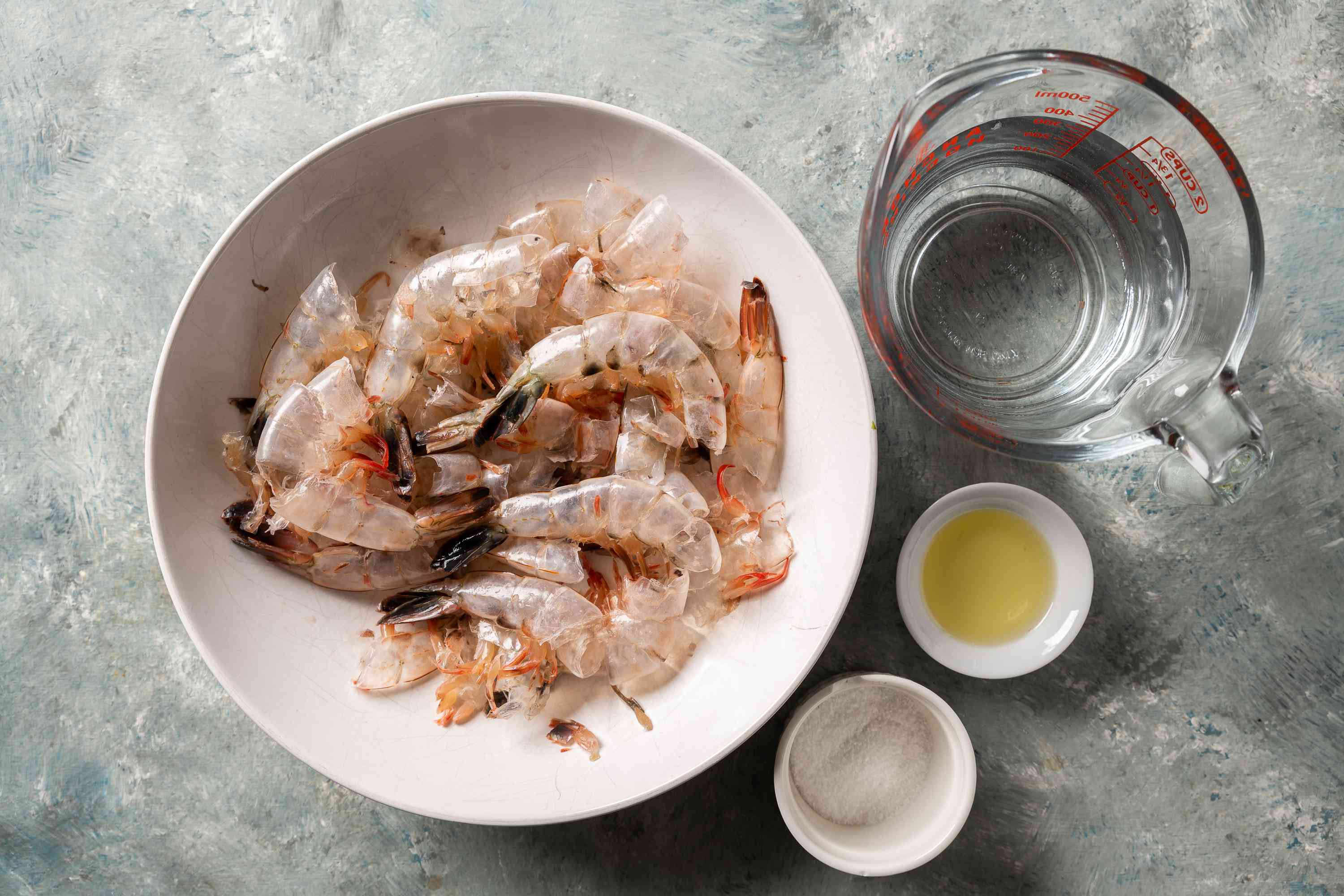 How do you cook fresh prawns for stock?