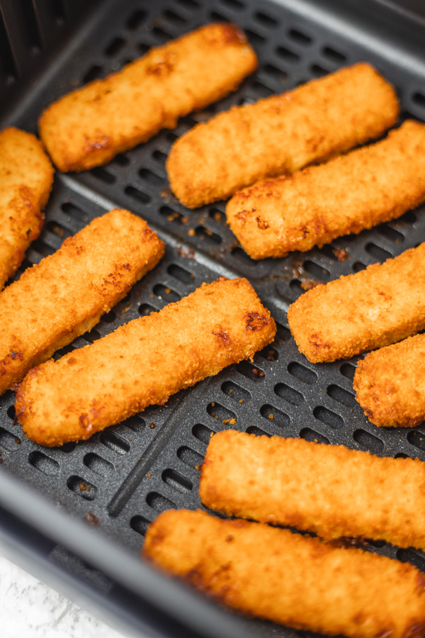 How do you cook frozen fish fingers?