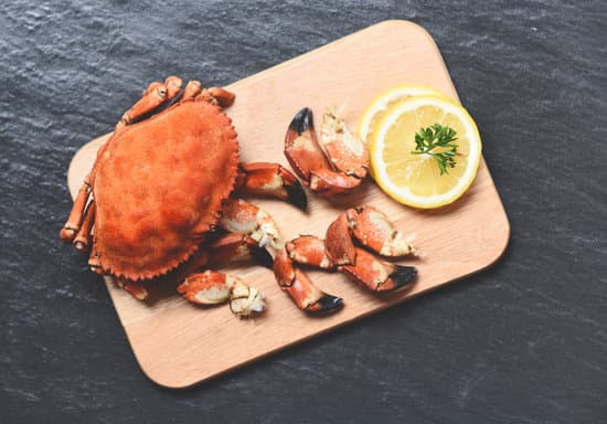 How do you cook frozen precooked crab?