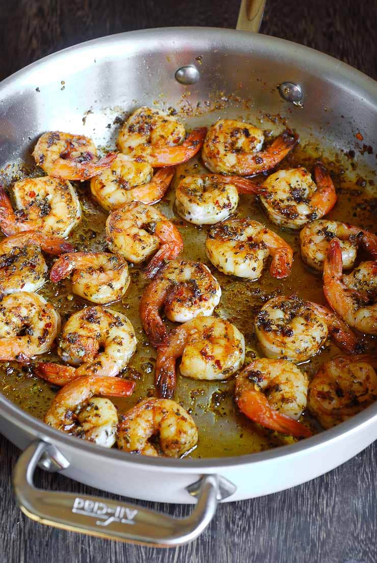 How do you cook frozen shrimp in a pan?