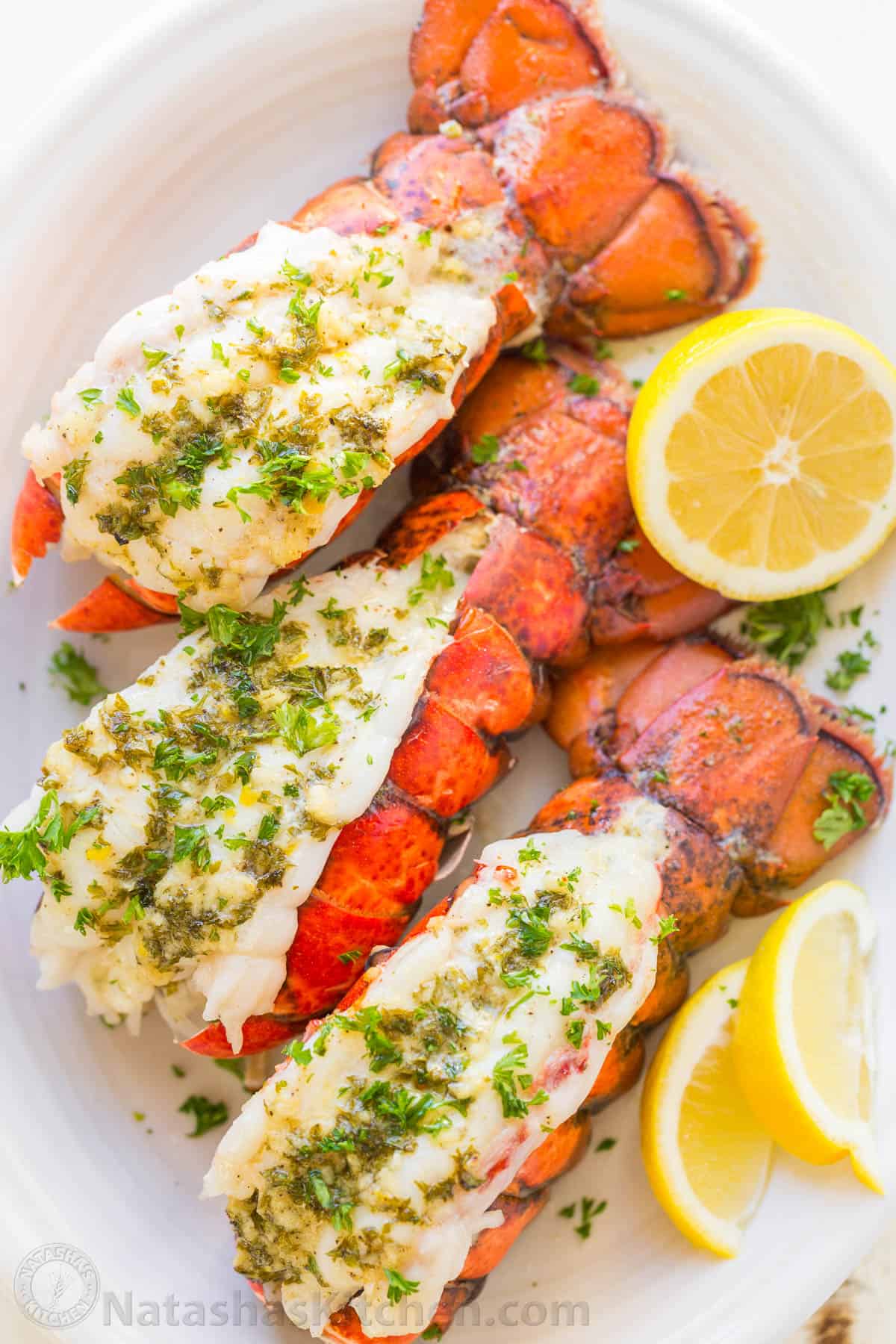 How do you cook lobster tails with butter and garlic?