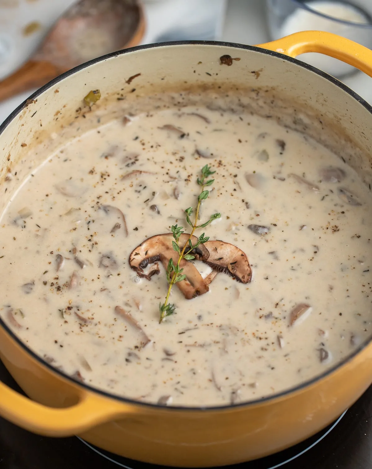 How do you cook mushroom soup in a Dutch oven?