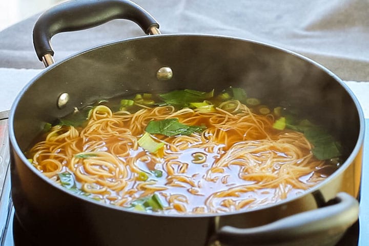How do you Cook noodles in a soup?