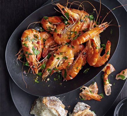 How do you cook prawns in the shell?