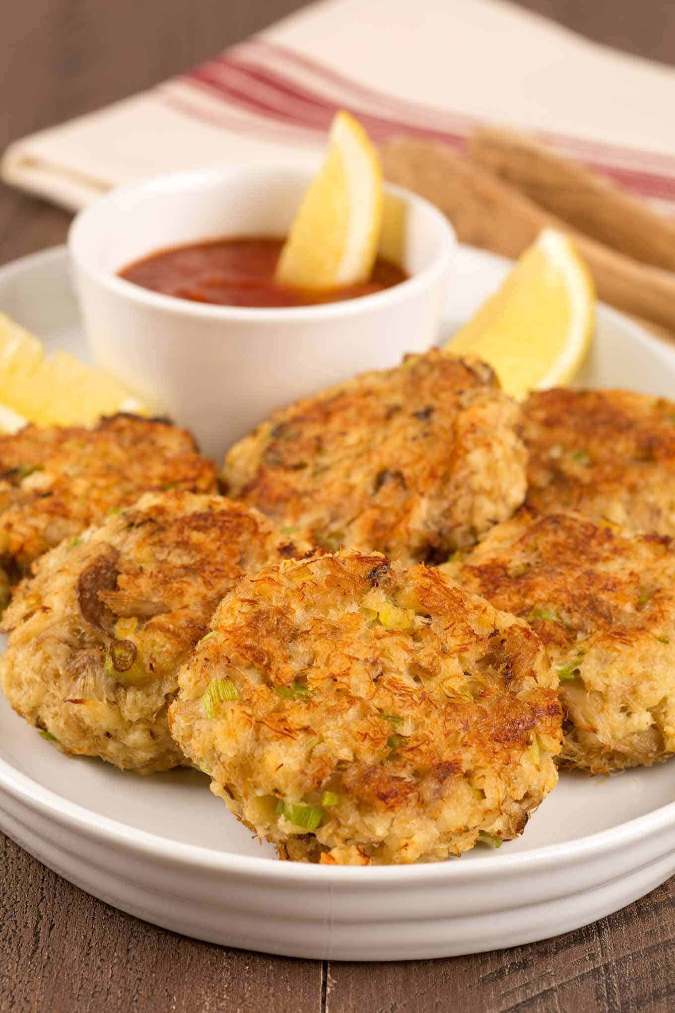 How do you cook pre made crab cakes in the oven?