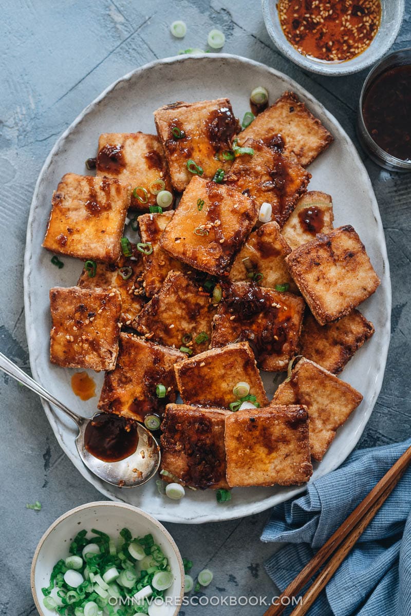 How do you cook tofu in a lined container?