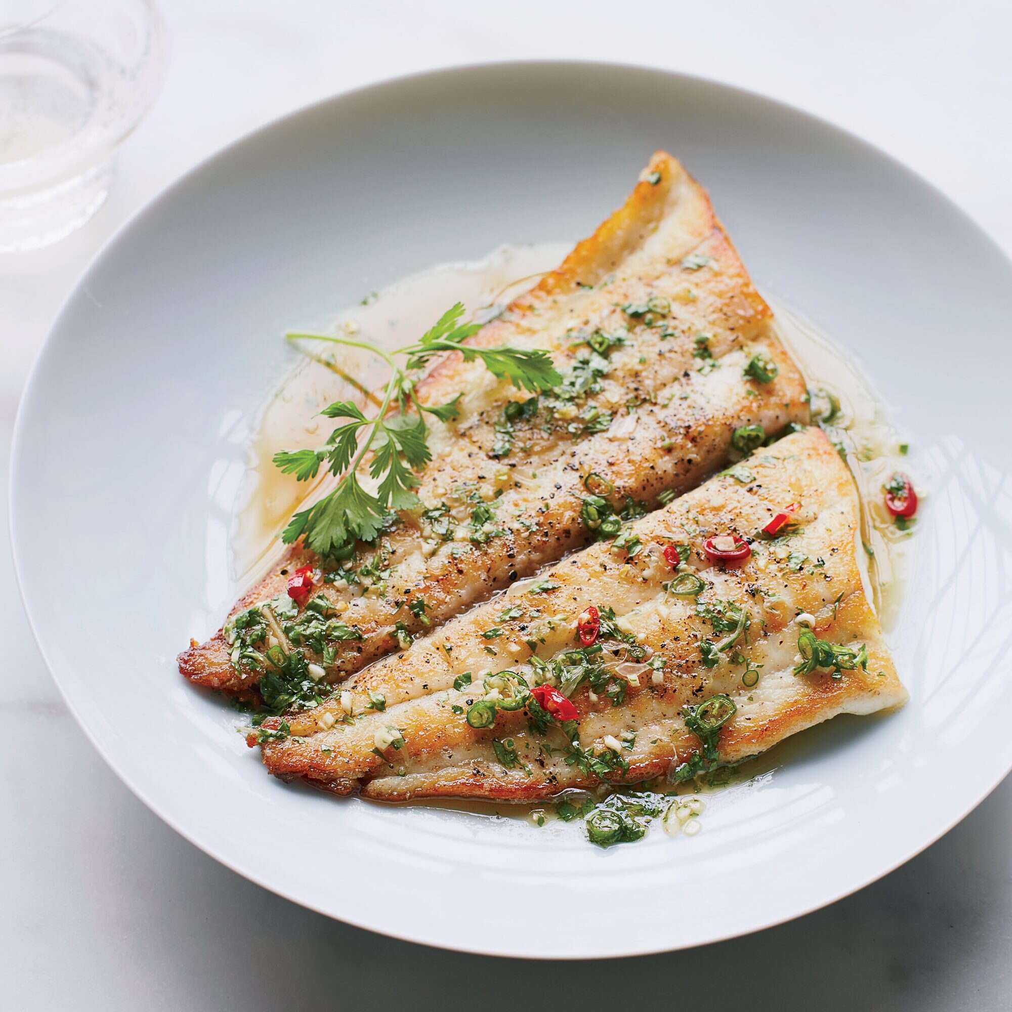 How do you cook uneven fish?