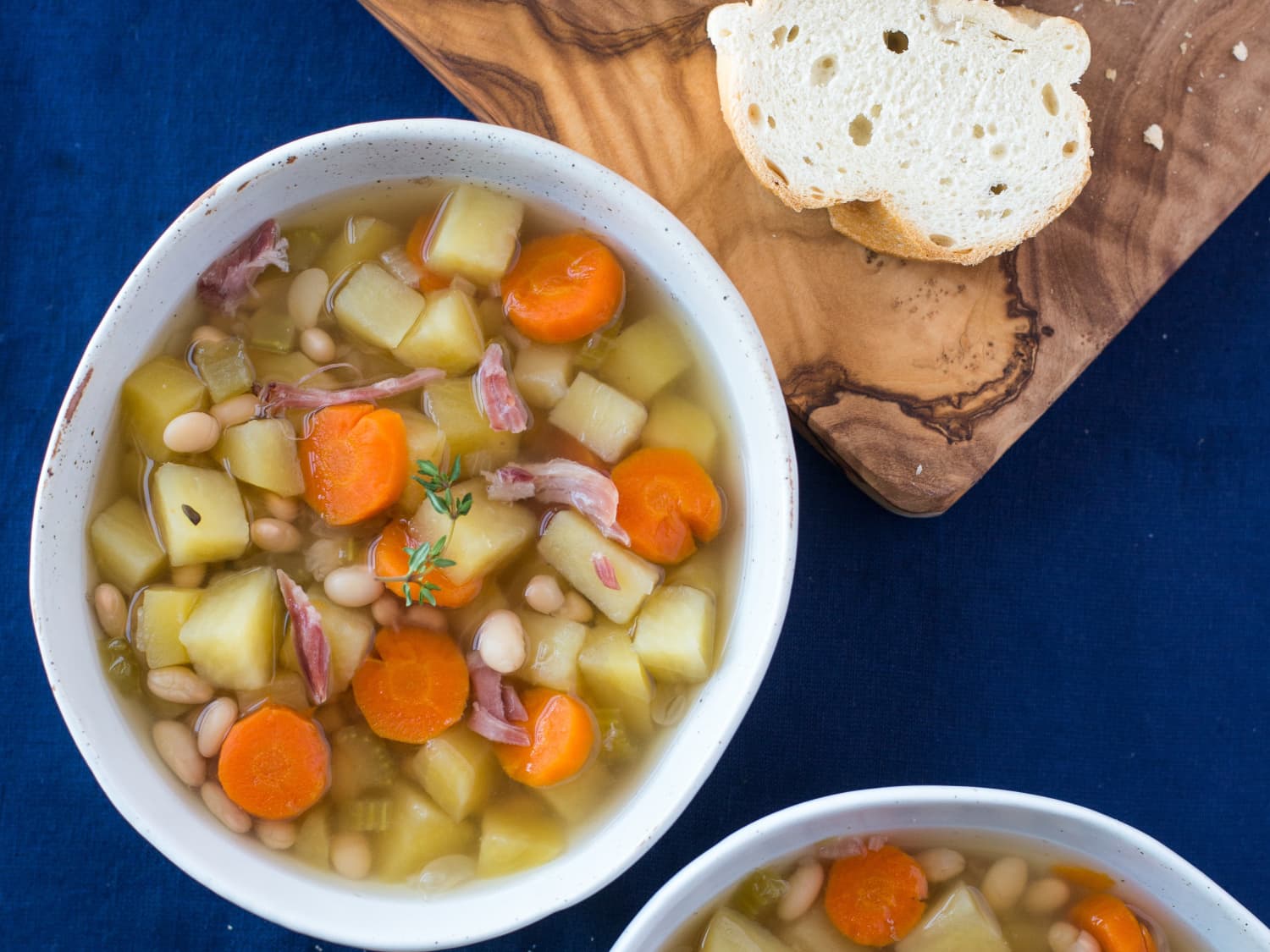 How do you cool soup before freezing?