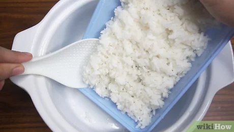 How do you defrost frozen cooked rice?